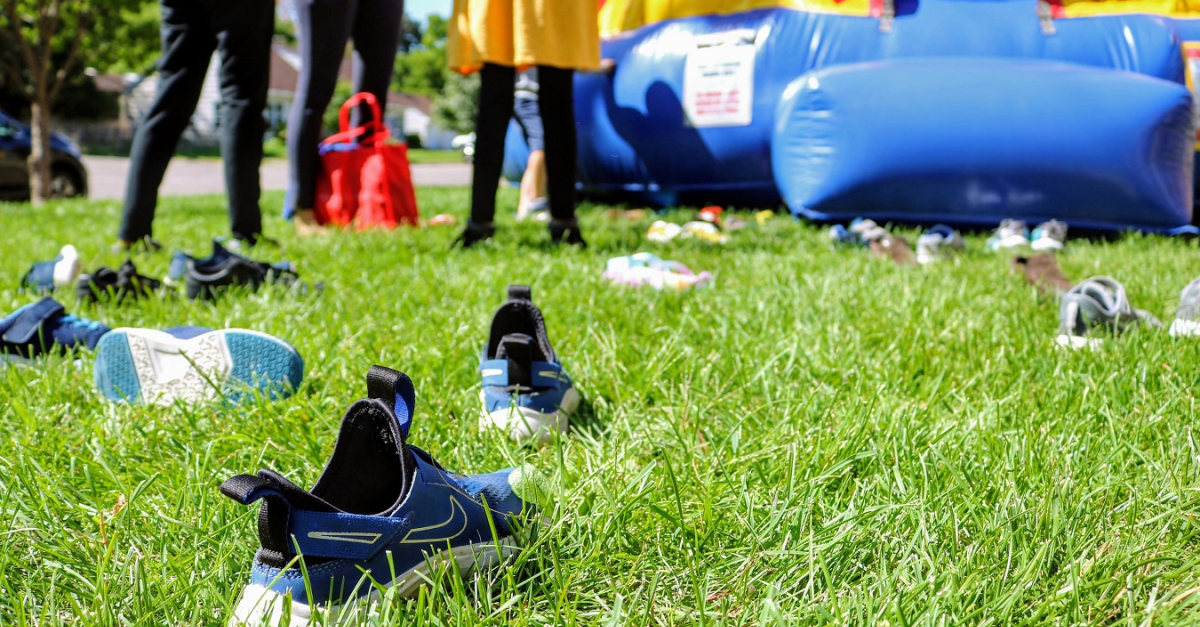 Attractieverhuurbedrijf Gaaf! staat te koop | Events.nl